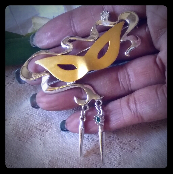 JJ Jonette | Jewelry | Vintage Jj Jonette Masquerade Mask Dangle Brooch ...